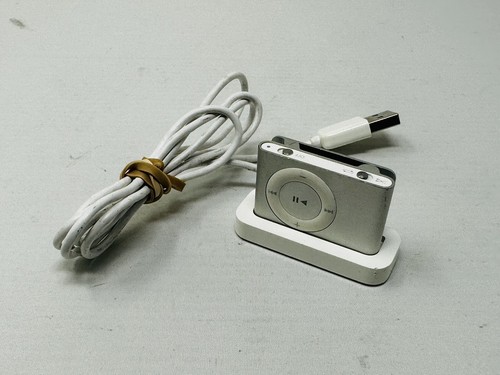 Apple iPod SHUFFLE 2nd Generation Model A1204 EMC No. 2125 Silver MP3 ...