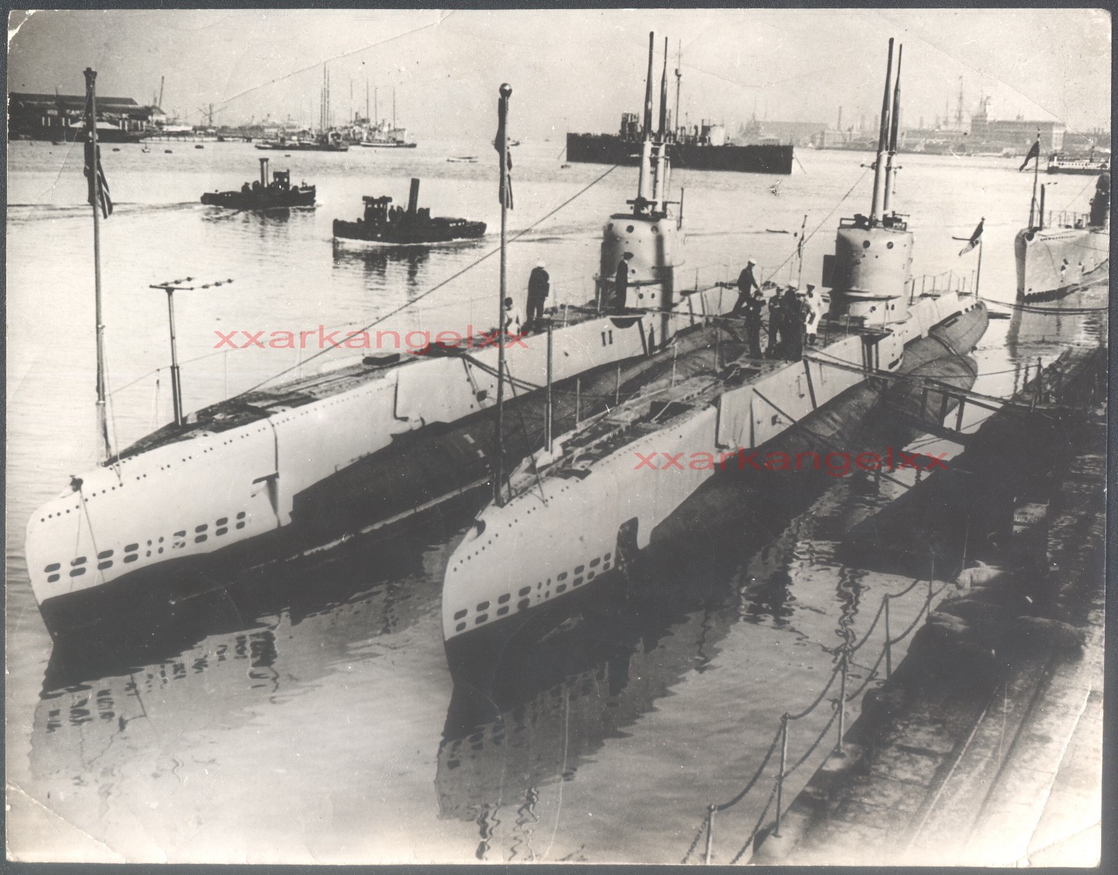 №m47 WW2. photograph Gosport the Royal Navy submarine base, S Class ...