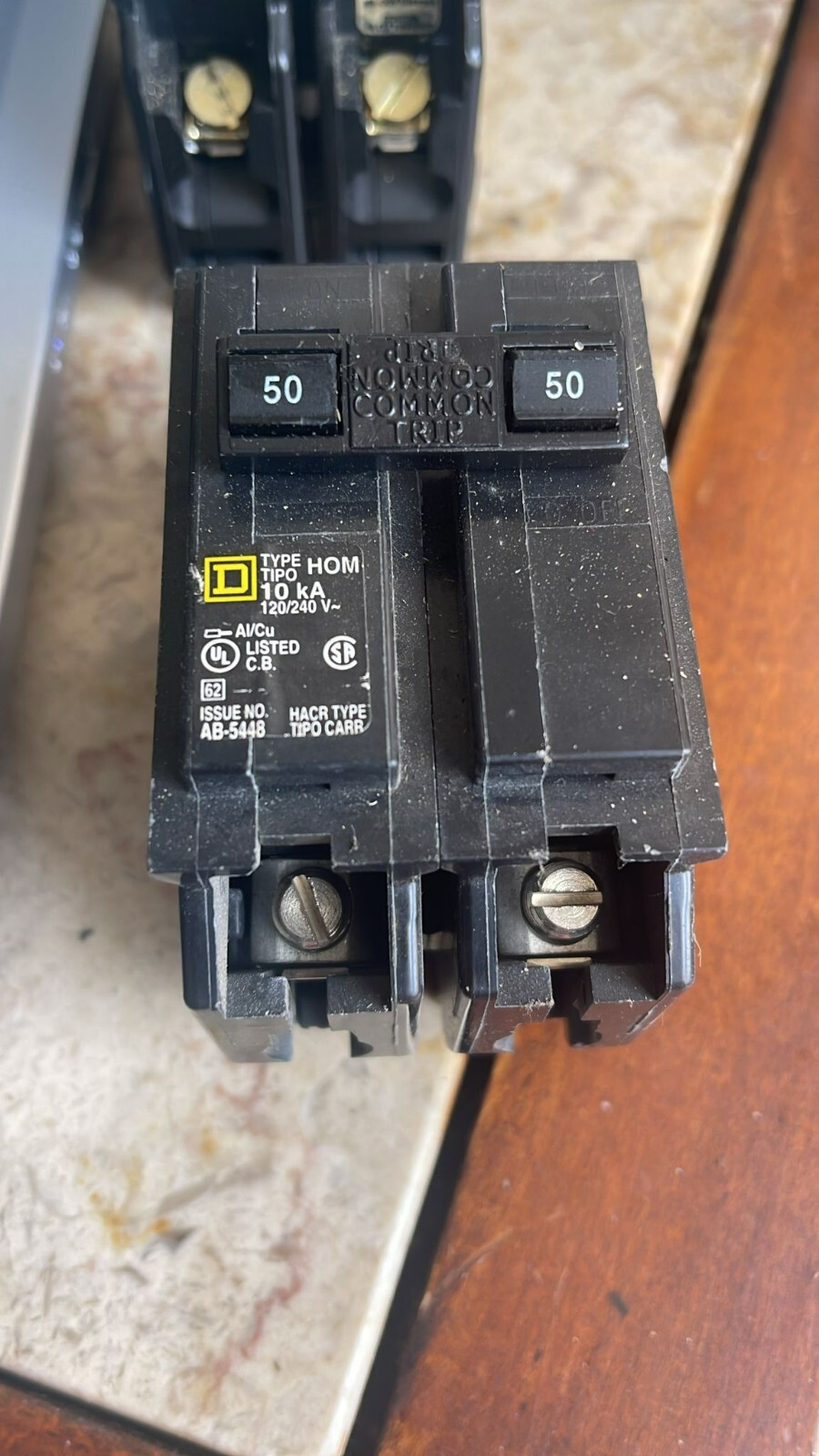 Circuit Breaker Square D 50 Amp 2 Pole Homeline Standard Trip ...