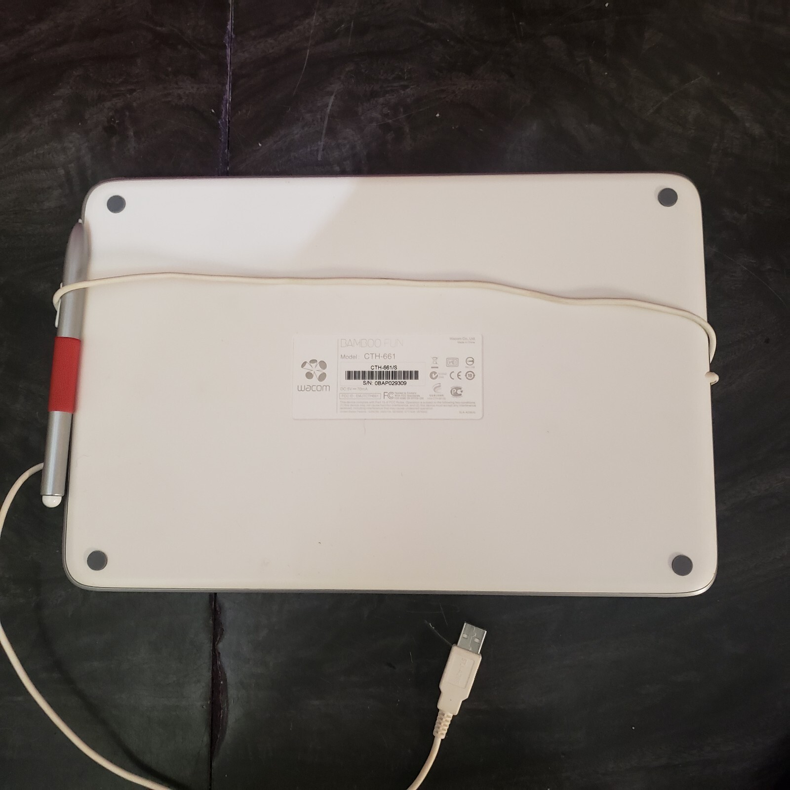 Wacom Bamboo Fun Graphics Drawing Tablet CTH-661 Silver w/ Stylus Pen ...