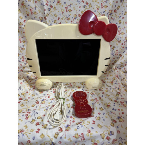 Sanrio Hello Kitty LCD TV 13.3V 2009 Digital terrestrial tuner HDMI ...