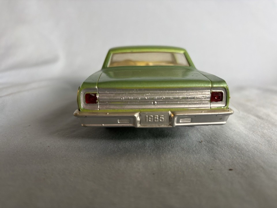 1965 Chevrolet Malibu SS 1/25th Scale Plastic Promo Model Green Chevy ...