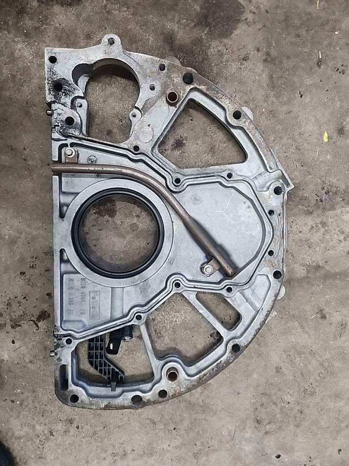 11-19 Ford F250 SD 6.7L Diesel Engine Rear Main Seal Retainer BC3Q ...