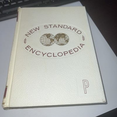 s18- 1968 New Standard Encyclopedia Single Replacement Volume " P ...
