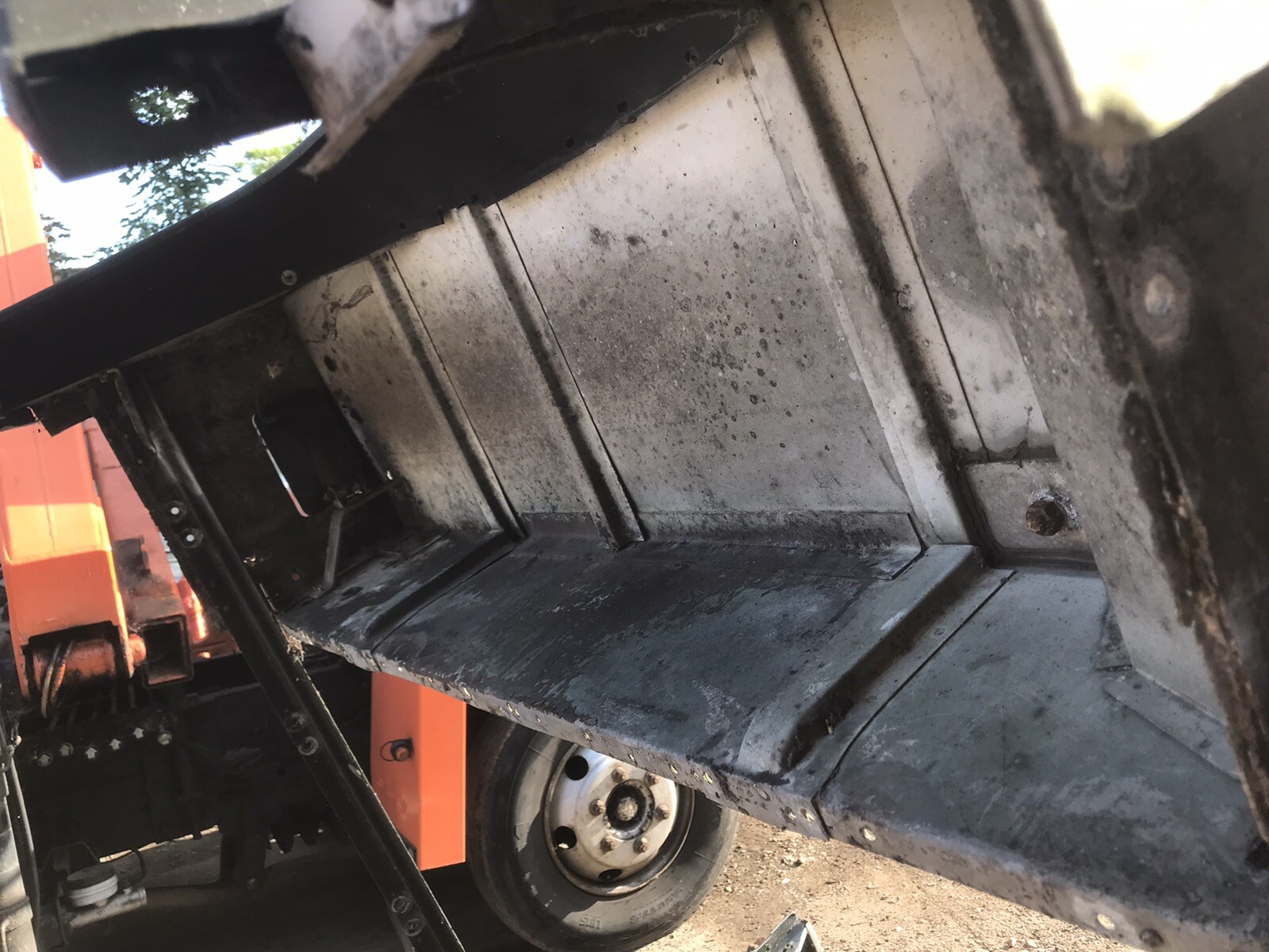 LAND ROVER SERIES 3 PAIR OF WINGS & SWB REAR BODY TUB, SPARES REPAIR Q ...