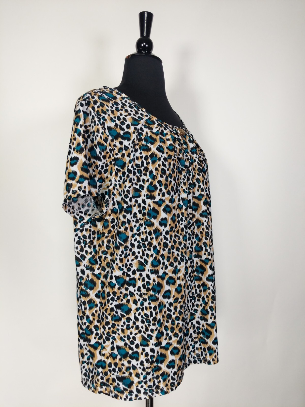 Emily Stacy Blue Brown Black Leopard Print Stretch Short Sleeve Top ...