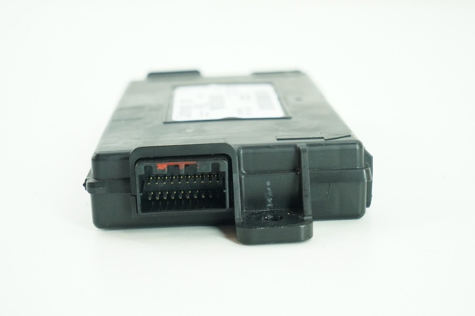 2011-2012 Chrysler 300 Keyless Receiver Hub Control Module Unit ...