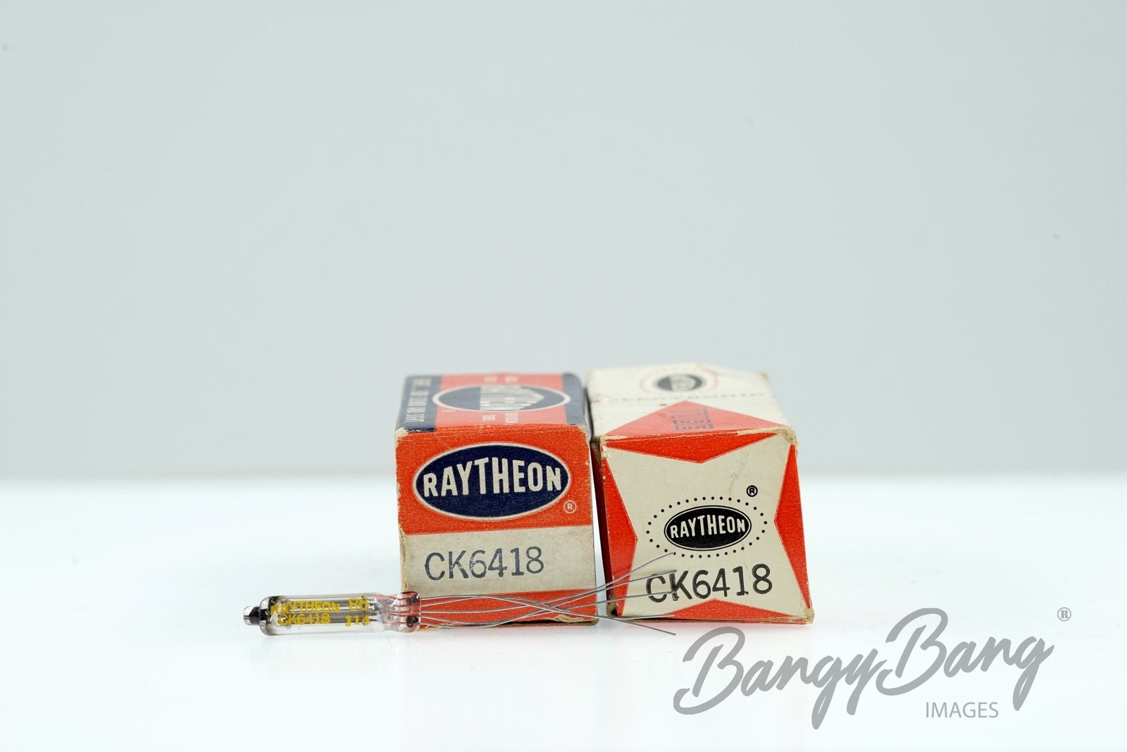 2 Vintage Raytheon CK6418 Subminiature Power Pentode Hearing Aid Output ...