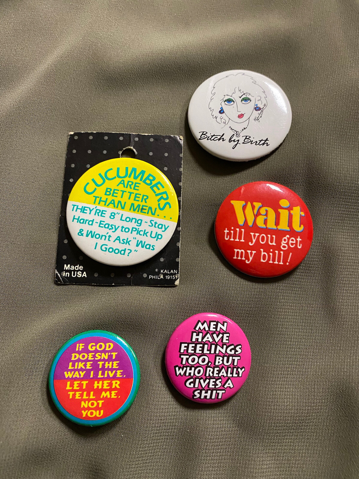 Women’s Lot Of Vintage pinback Buttons Comedy 1.25” To 1.75” Lot Of 5 ...