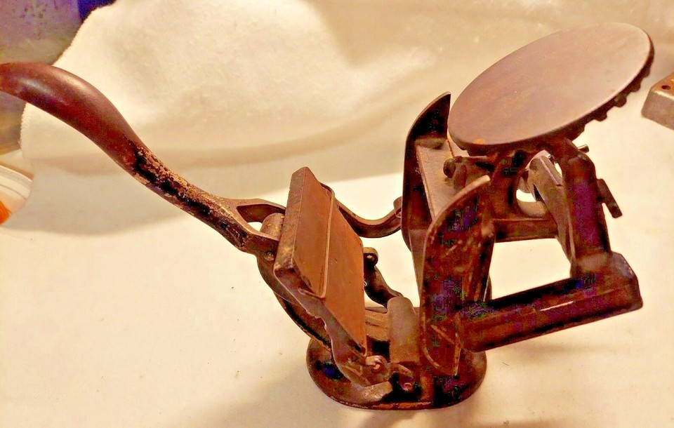 ANTIQUE CAST IRON SMALL PRINTING PRESS BUSINESS CARD TABLETOP Baltimore ...