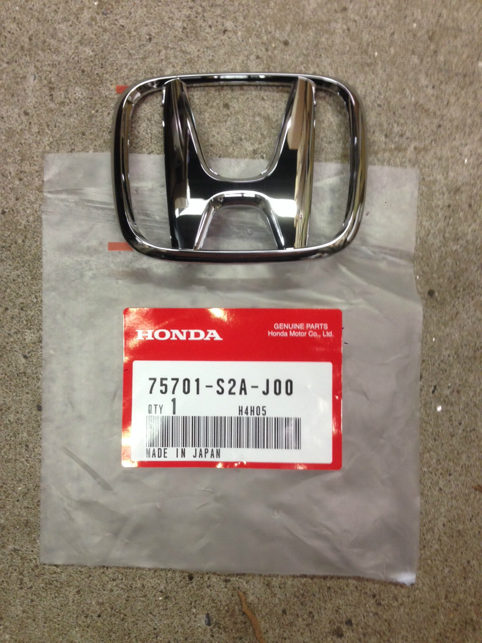 Genuine OEM Honda S2000 Rear H Emblem 2002 - 2009 | eBay