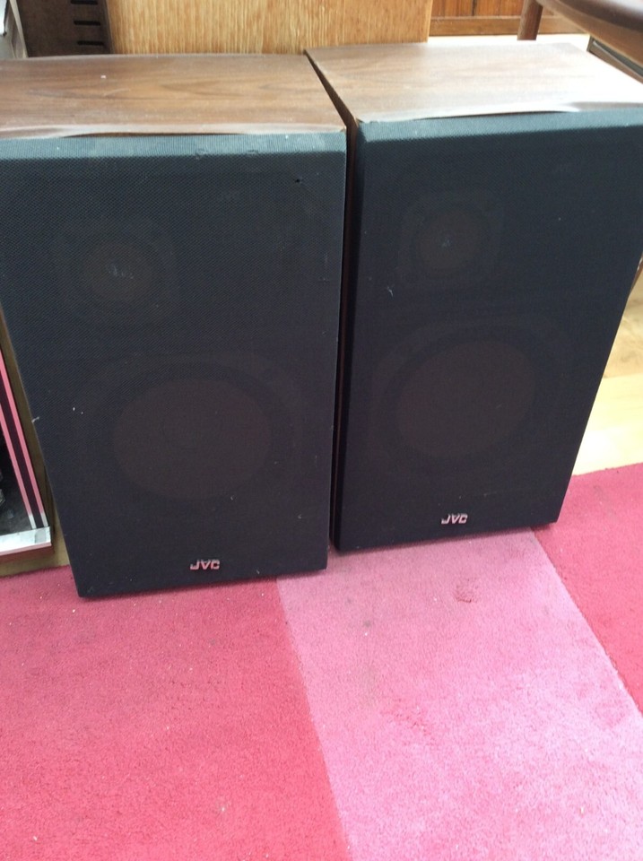 JVC Retro Hi-fi Stack System in a cabinet with turntable, Cassette and ...