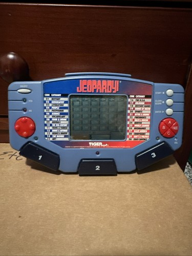 Vintage JEOPARDY 1995 TIGER ELECTRONICS Handheld Game TESTED! WORKS ...
