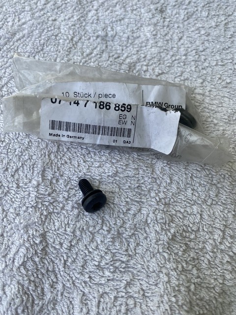 BMW Torxschraube 07147186859 online kaufen | eBay