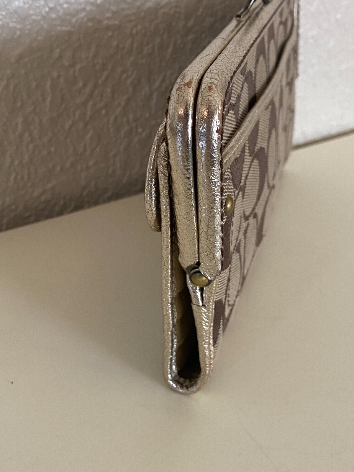 Coach Gigi Legacy Signature Framed Kiss Lock Turn Loc… - Gem