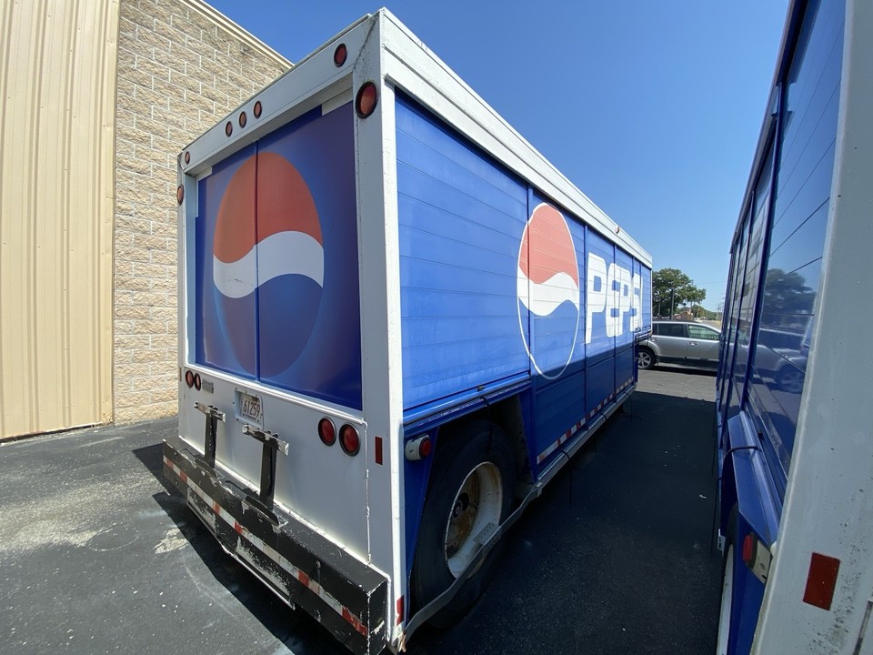 26’ Hesse Commercial 6 Bay Side Load Delivery Semi Trailer | eBay