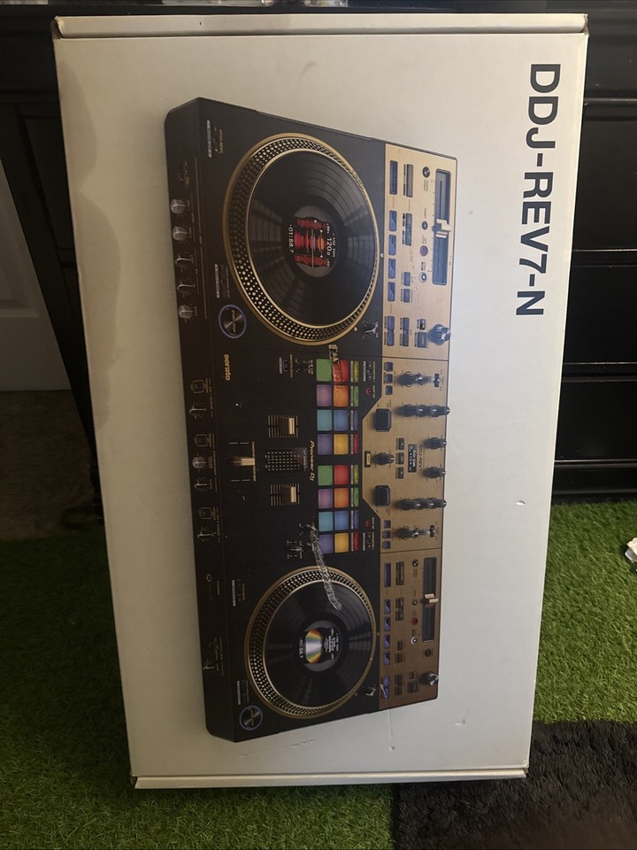 Custom DDJ Rev 7 with Case Excellent Condition with Original Box and ...