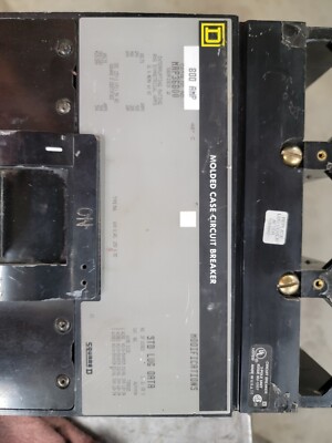 Circuit Breakers - 800 Amp