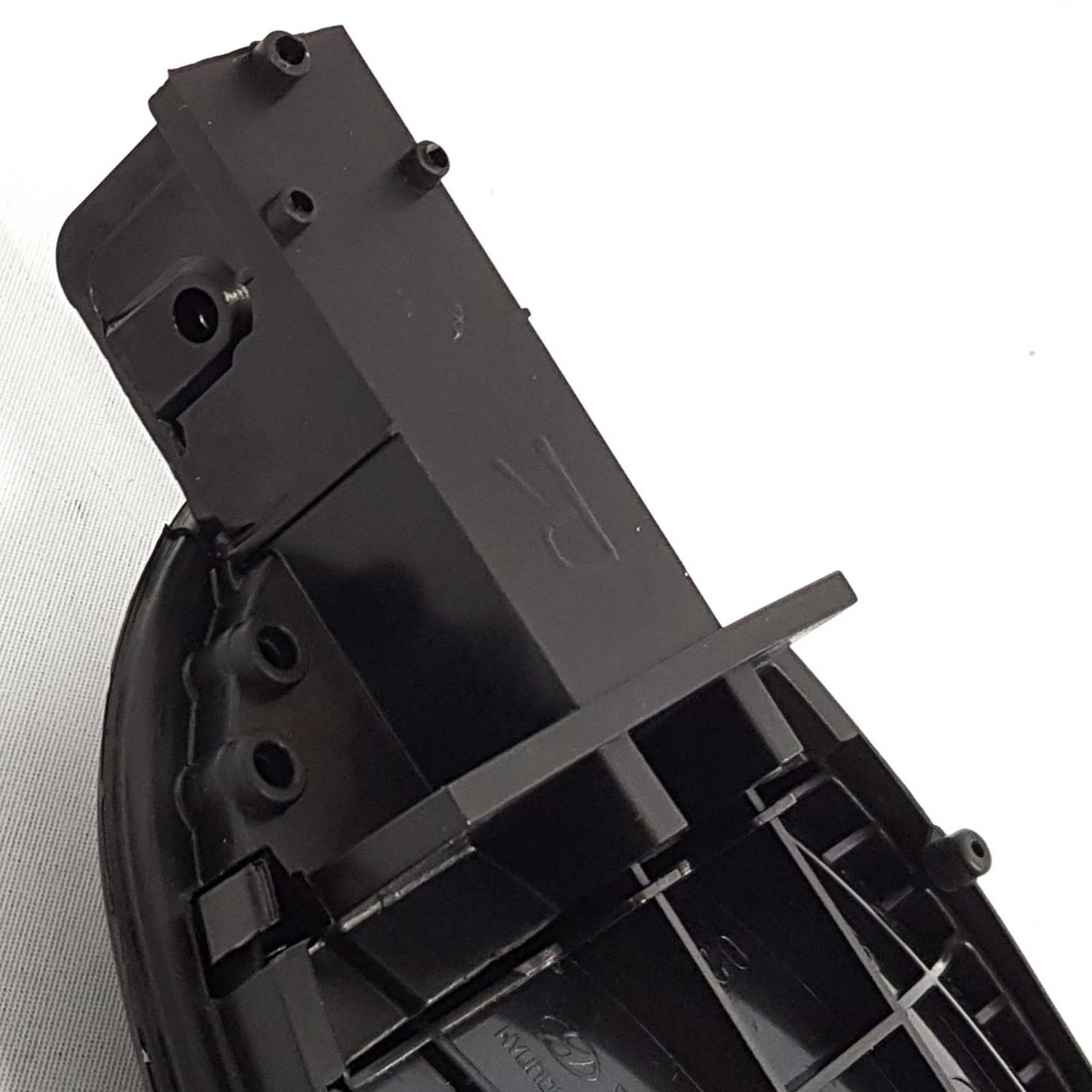 Genuine 826602C000 Outside Door Handle Front Right For HYUNDAI TIBURON ...