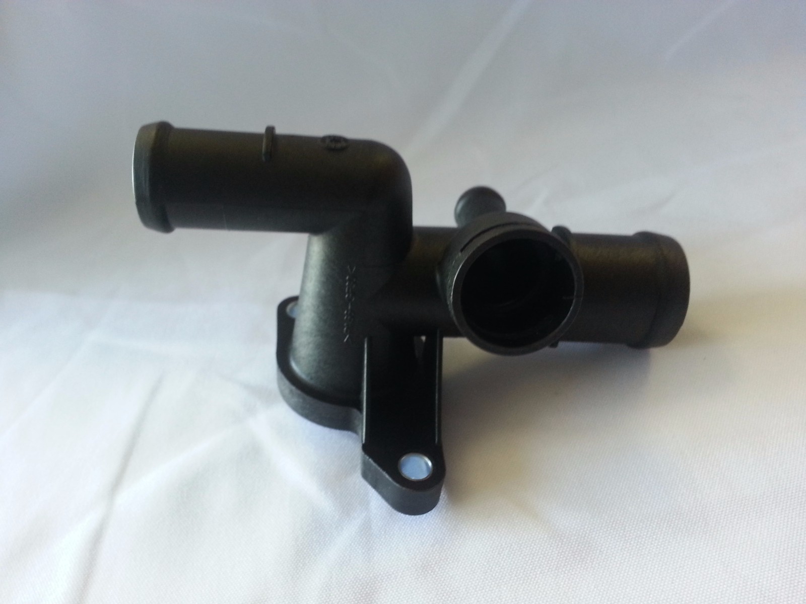 VW AUD 1.8T M/T JETTA GOLF TT COOLANT HOSE FLANGE 5 PORTS 06A121132AP ...
