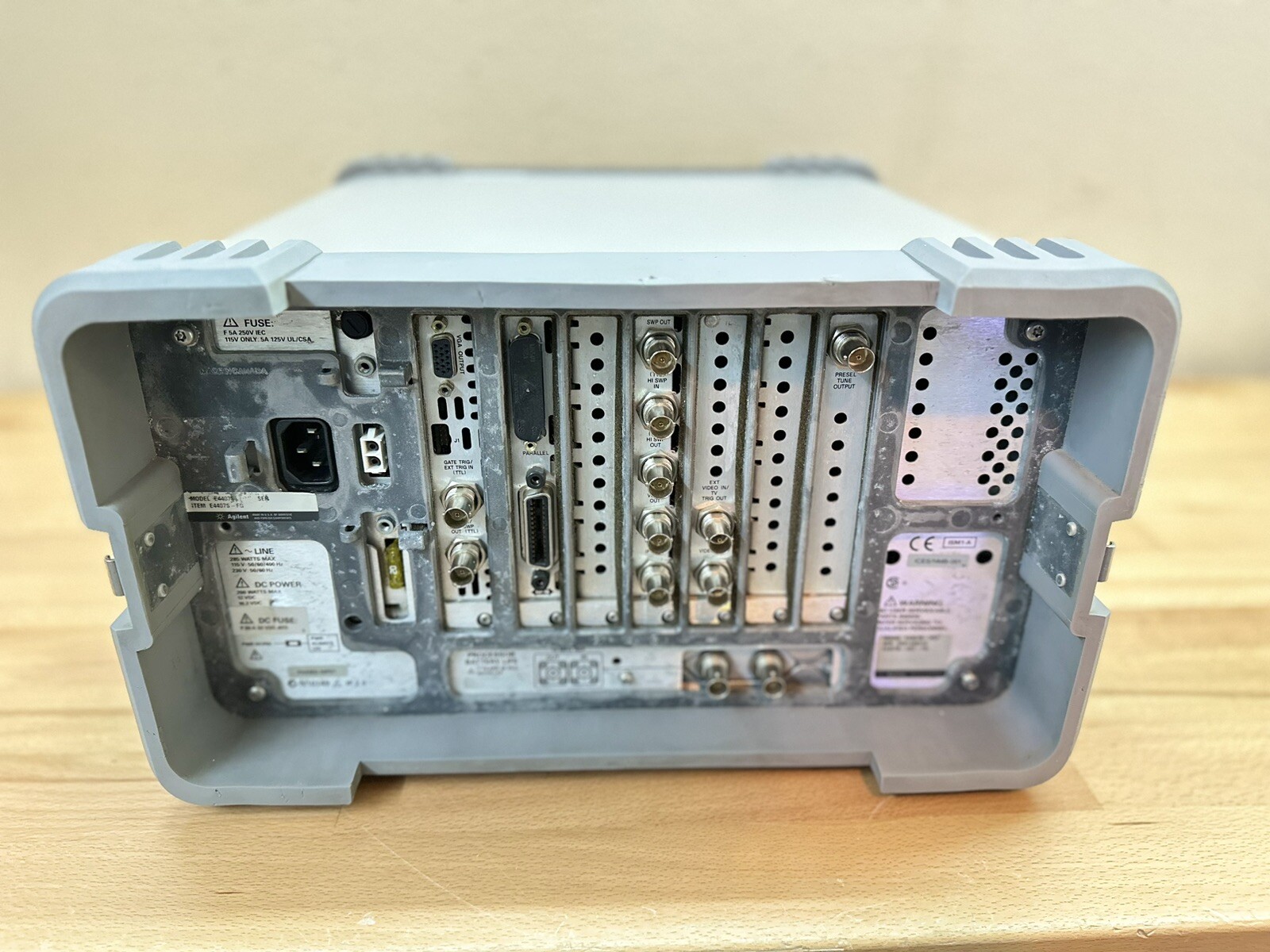 Agilent E4407B ESA-E Spectrum Analyzer - 9 kHz to 26.5 GHz for sale ...