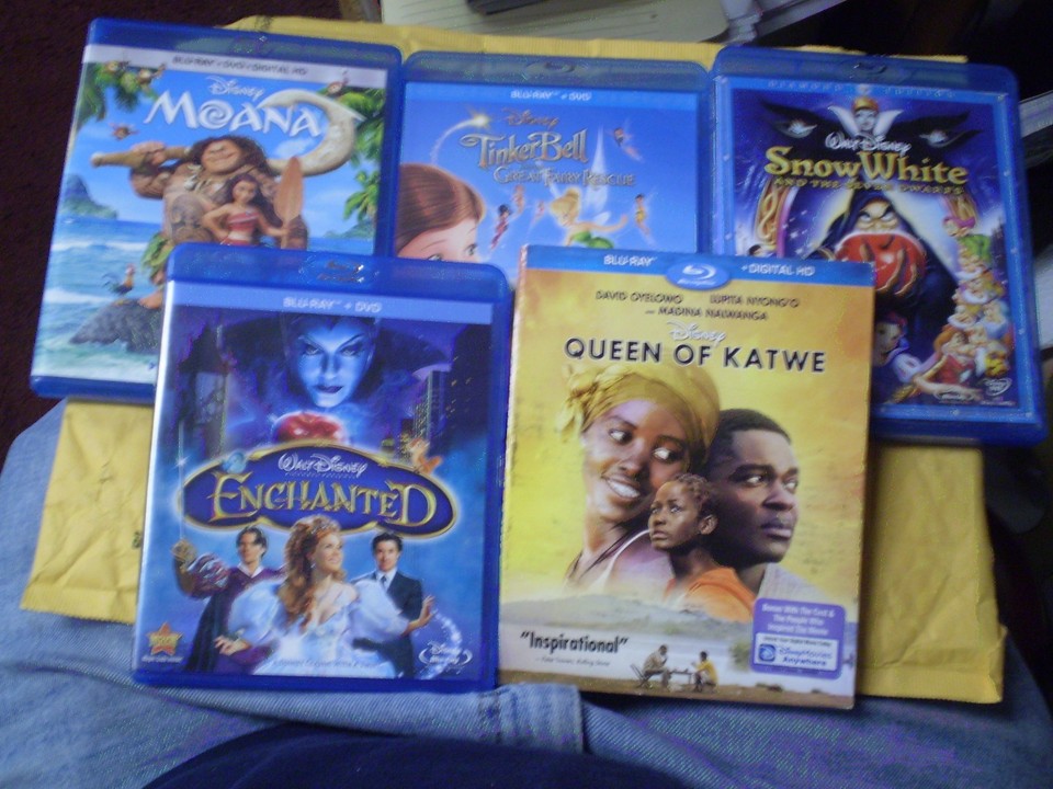 (10) Disney Princess Blu-Ray/DVD Lot: Moana Frozen Little Mermaid ...