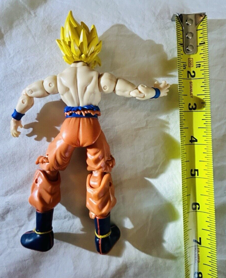 Dragon Ball Z Super Saiyan Goku Battle Damaged Action Figure Anime ...