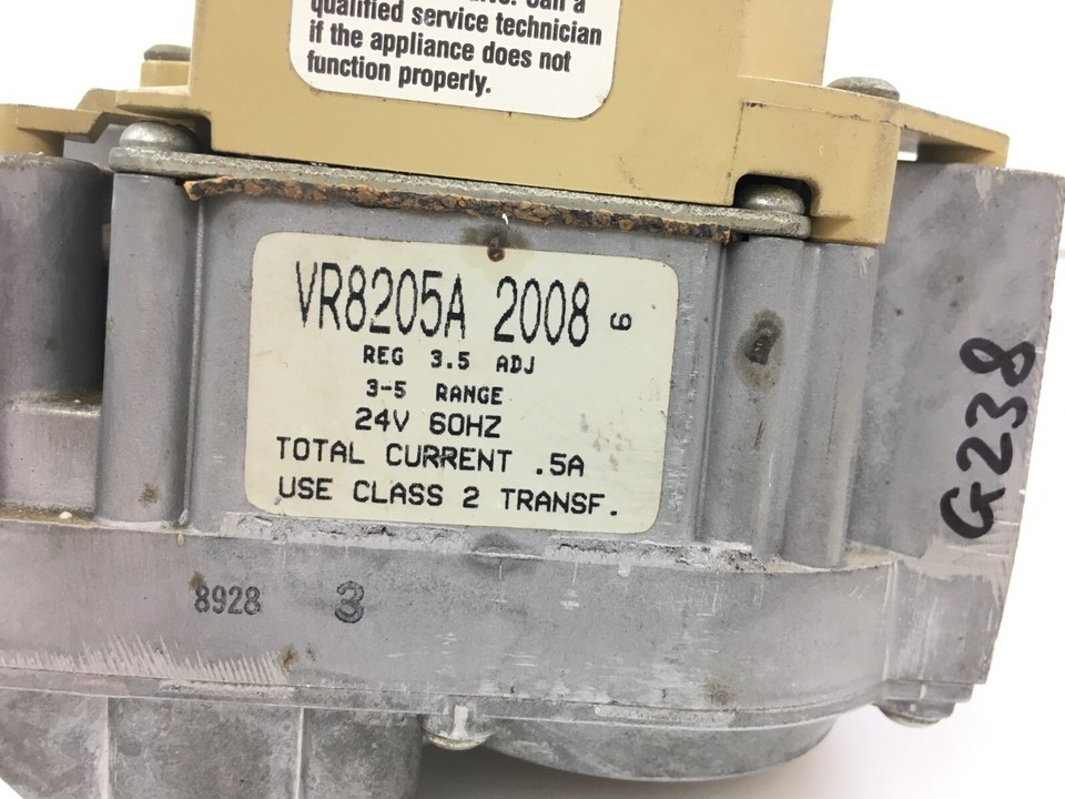 Honeywell VR8205A2008 HVAC Furnace Gas Valve inlet and outlet 1/2" used ...