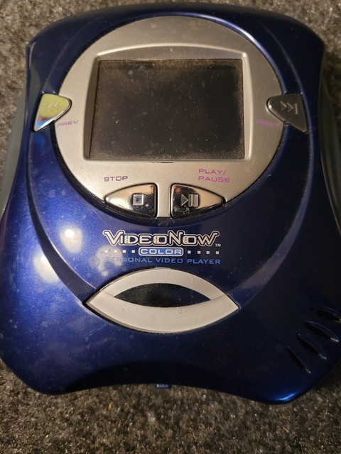 Hasbro White 72870 VideoNow Portable Color Personal Mini Video Player W ...