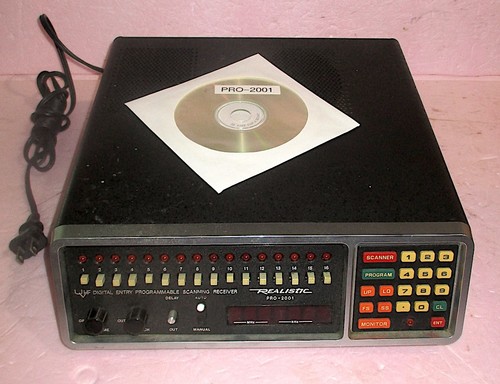 Vintage Realistic PRO-2001 VHF/UHF Digital Programmable Scanner w ...