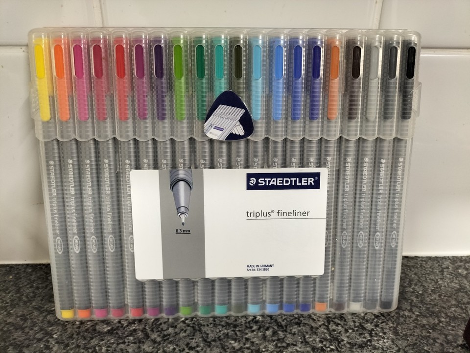 XXL Art Pens & Pencils Bundle - Brand New - Sharpie/Staedtler/WHSmith ...
