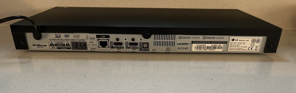 LG UBK90 Multi Region DVD 1-6 4K ATMOS HDR WiFi 3D Dolby Vision Blu-ray ...