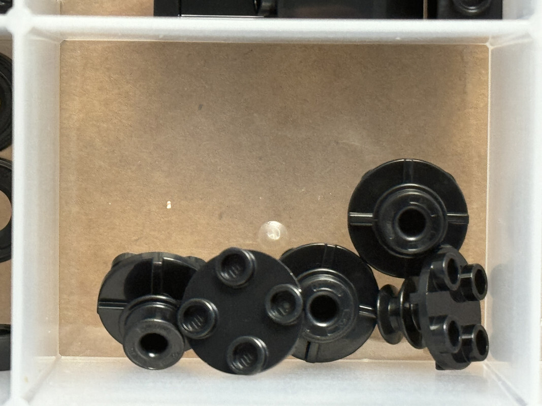 LEGO Parts - Black Plate, Round 2 x 2 Thin with Rotation Stem - No ...