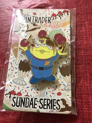 Disney DSF DSSH Aliens Pin Traders Delight Sunday Series LE 400 Pin | eBay