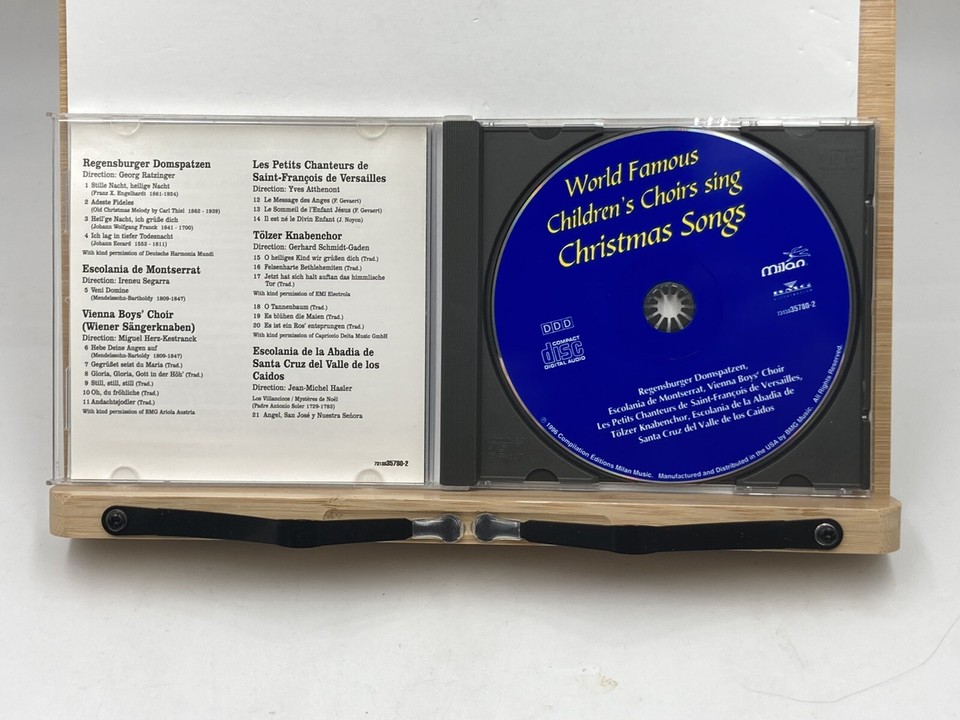 VIENNA BOYS' CHOIR World Famous Children's Choirs Sing Christmas Songs ...