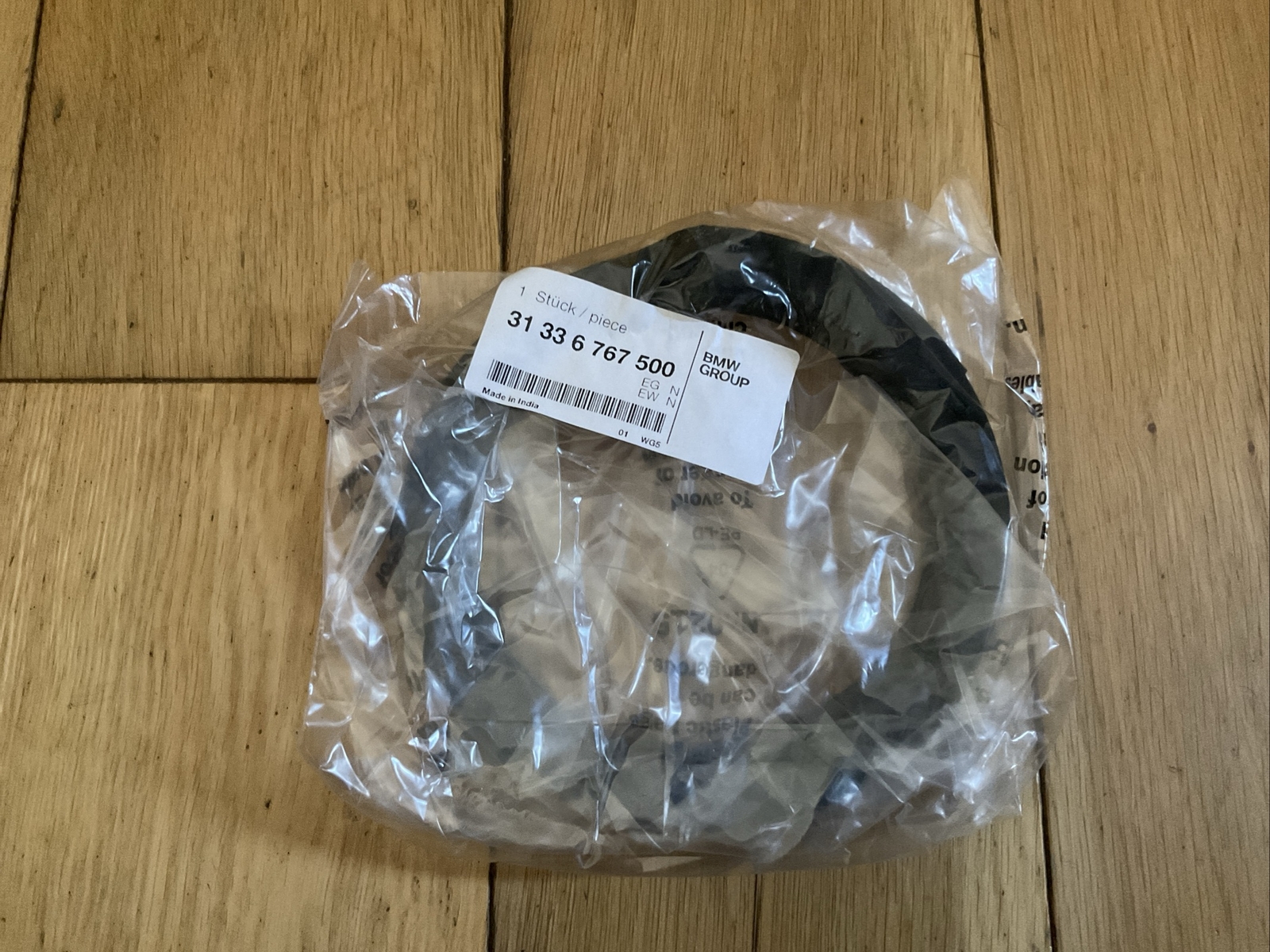 BMW Genuine Front Upper Plate Coil Spring Rubber Pad Mount 31336767500 ...