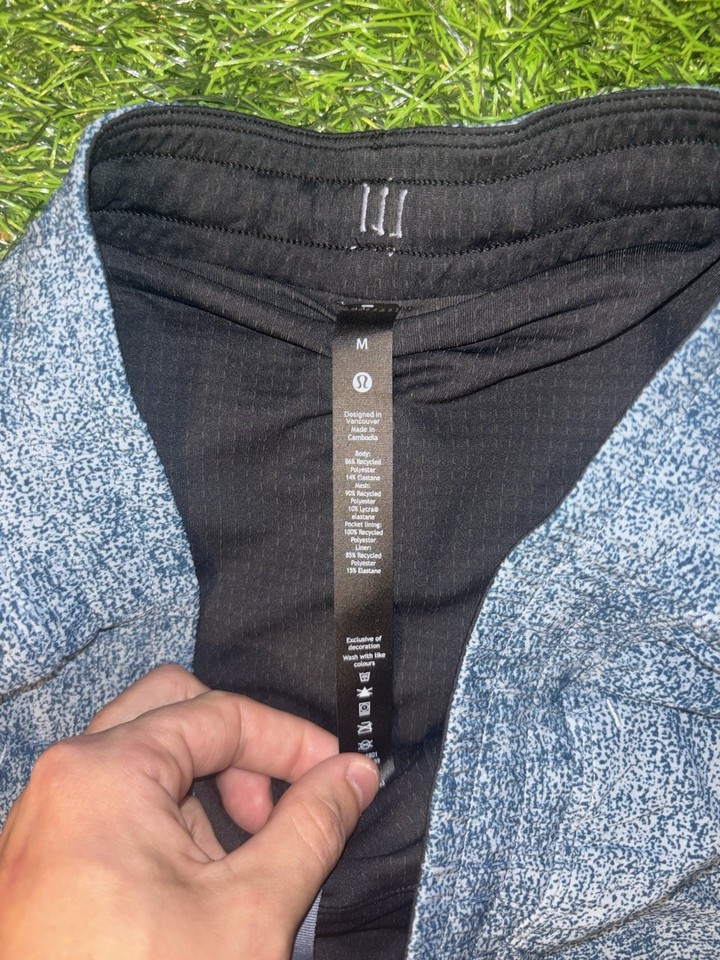 Lululemon Shorts Mens Medium Blue Geometric Pace Breaker Lined 9 ...