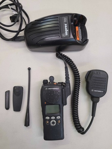 MOTOROLA XTS2500 7/800 MHz TESTED Model II P25 Trunked Radio - FM ...