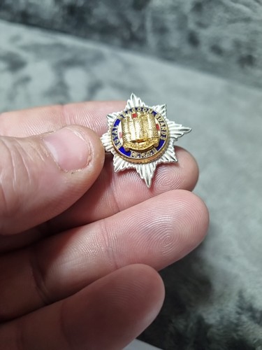 Vintage Enamel RDG ROYAL DRAGOON GUARDS MCMXCII Officers Cap Star Badge ...