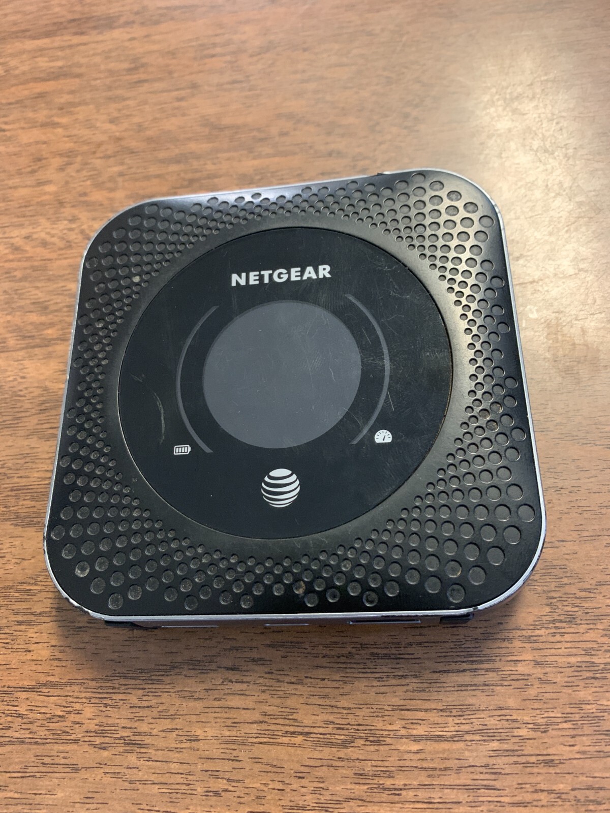 NETGEAR Nighthawk MR1100 Mobile Hotspot Router - Gray (AT&T) - Used | eBay