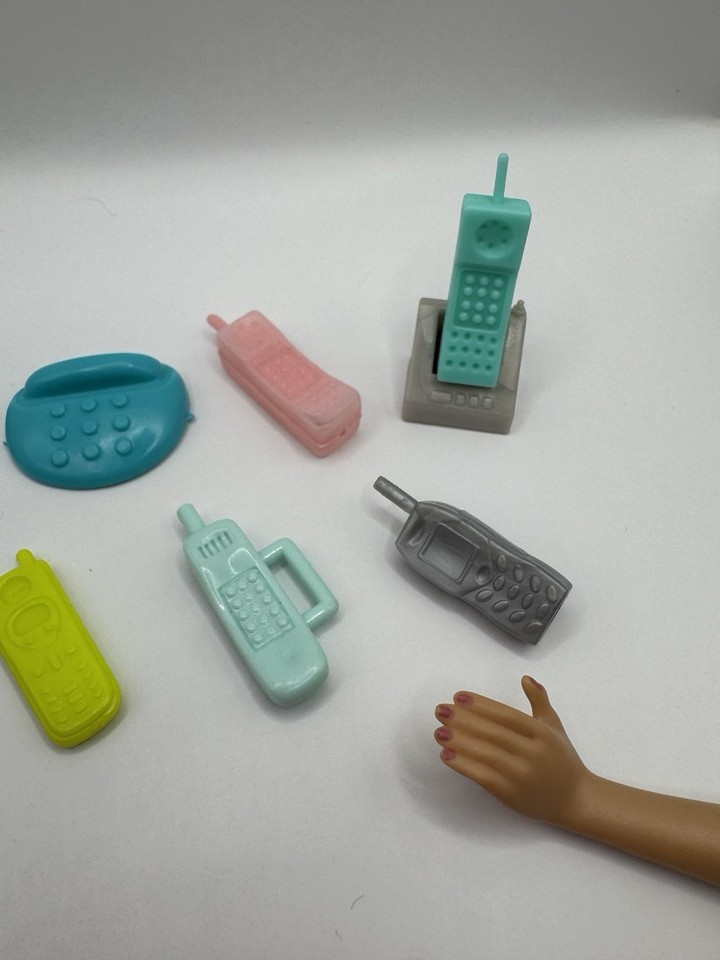 Mattel Barbie Cell Phone Strap Doll House Diorama Phones Lot 14 | eBay