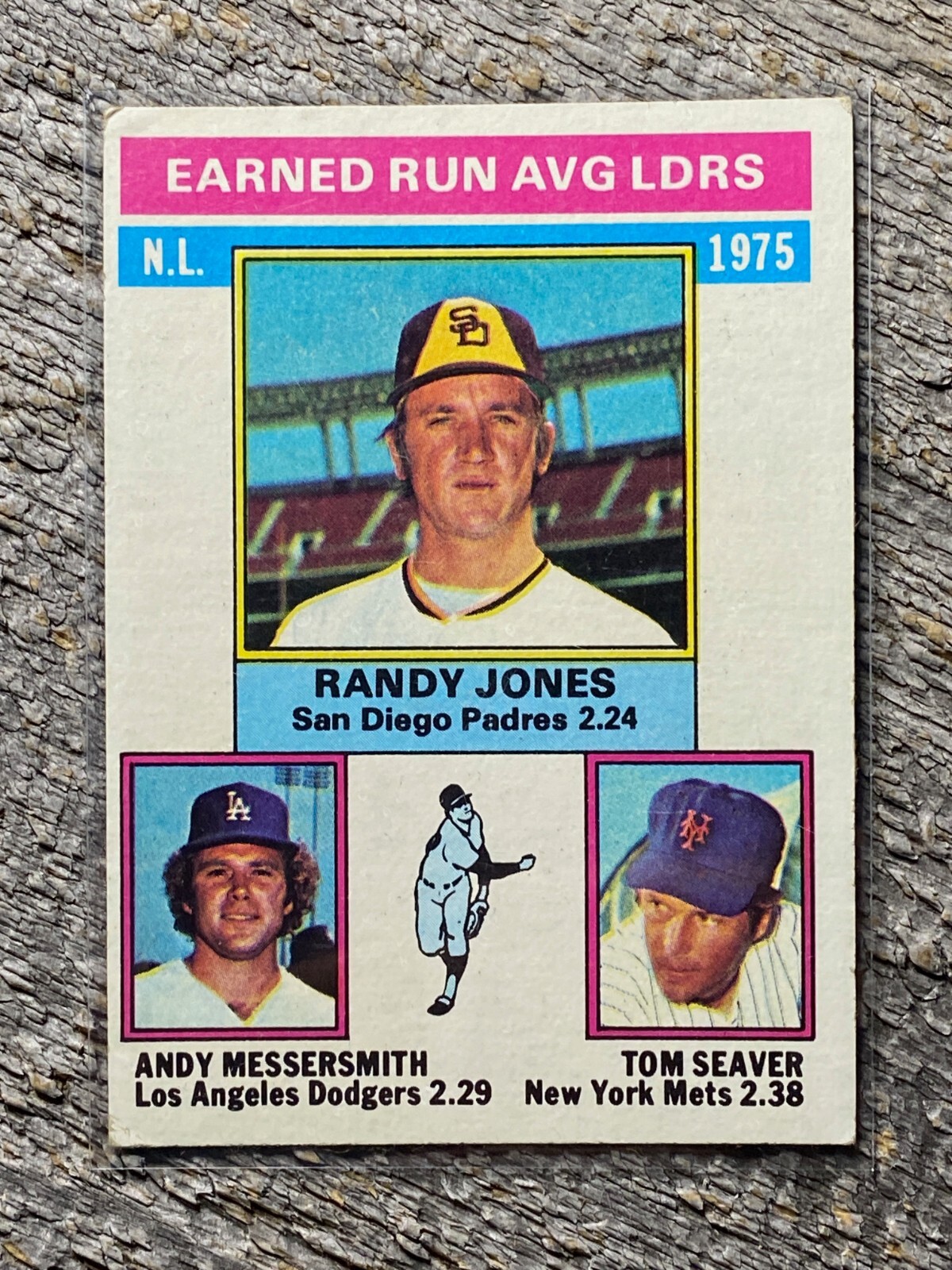 1976 Topps #201 Tom Seaver HOF EARNED RUN AVG Leaders Randy Jones ...