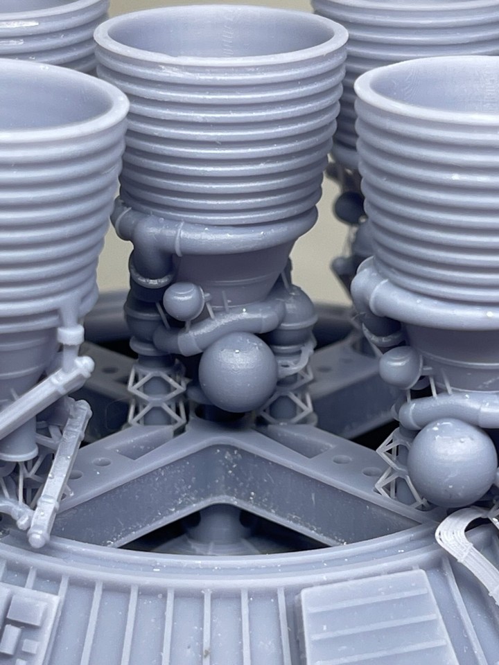 Museum quality 1/96 scale Saturn V model kit - 149 piece 3D resin ...