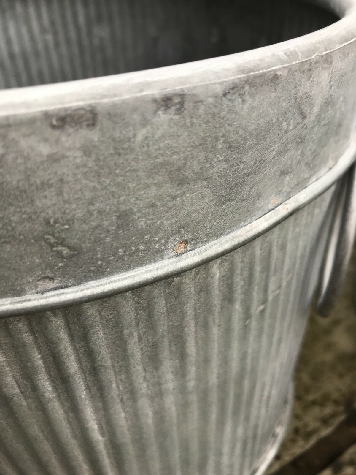 Vintage Style Galvanised Metal Barrel Ribbed Planter Tub Plant Flower ...