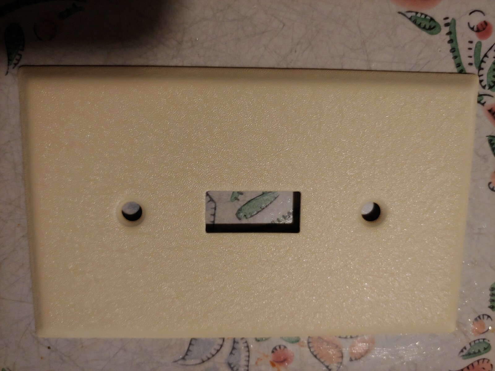 Mulberry Ivory Wrinkle Metal wall light switch cover plate single ...