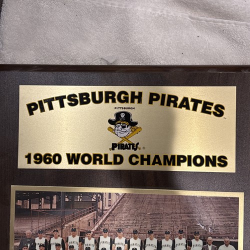 1960 Pittsburgh Pirates World Champions National League Champions ...