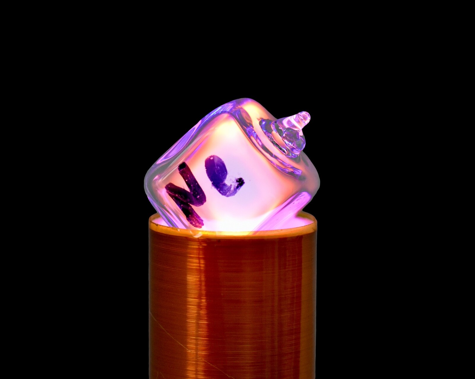 Neon Gas Sample Low Pressure Neon Rarefied Glass Cube 10mm 99.9% Pure ...