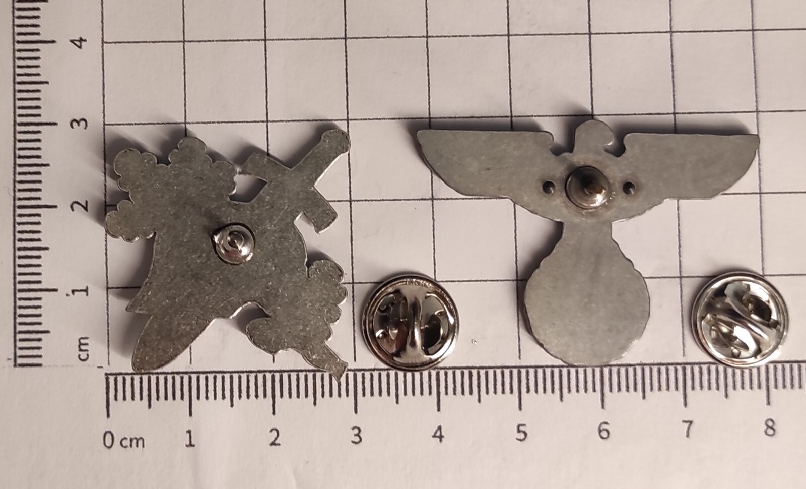 2er Set, PIN/Anstecker: Reichsadler, Stahlhelm (Militaria, Nostalgie ...