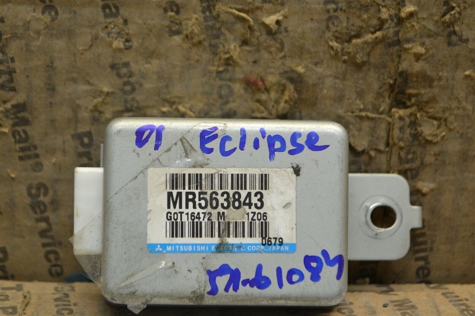 2000-2005 Mitsubishi Eclipse Cruise Control Unit MR563843 Module 556 ...