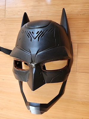 DC Comics Batman Talking Voice Changer Mask with Lights and Sounds 2015 ...